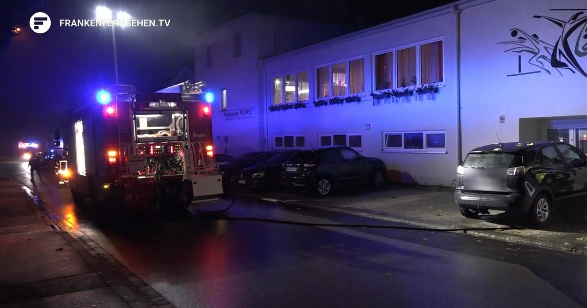 Ansbach: Autos in Brand – Polizei sucht Zeugen | LFV Bayern Ansbach: Autos in Brand – Polizei sucht Zeugen | LFV Bayern